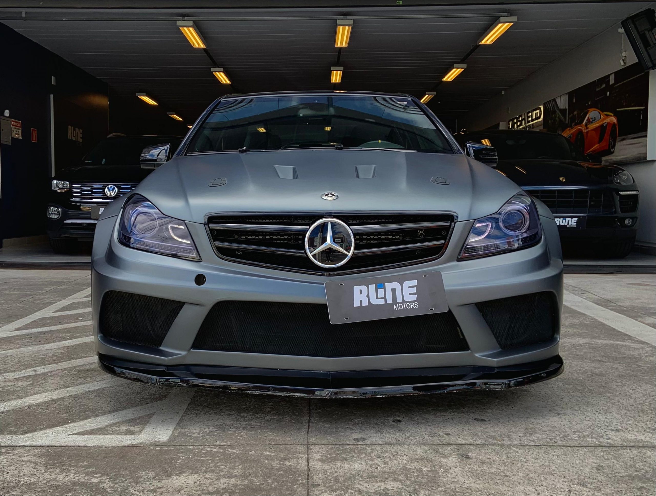 MERCEDES BENZ C63 AMG 6.3 V8 SEDAN 2009 BLINDADO – RLine Motors